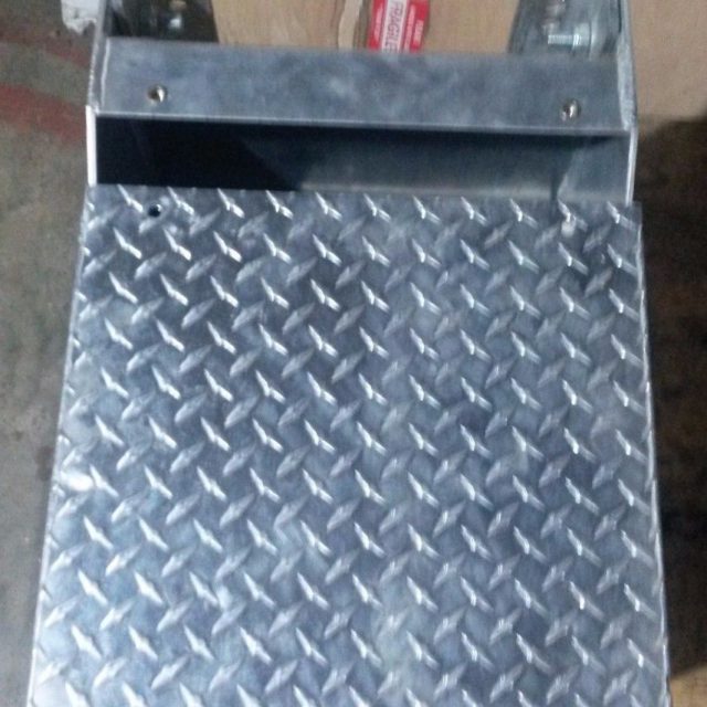 Diamond Plate Catwalk Battery Box - APU Center